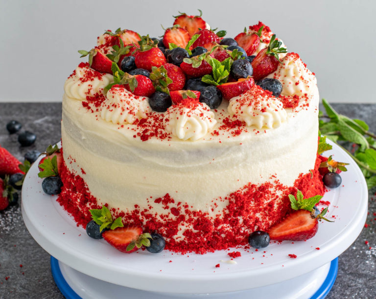Tort Red Velvet - Hai Sa Papam!