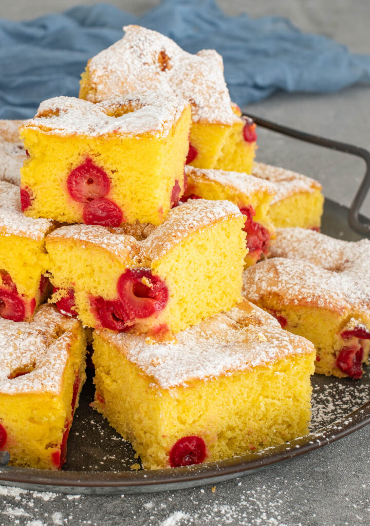 Pandispan cu Visine - Hai Sa Papam!