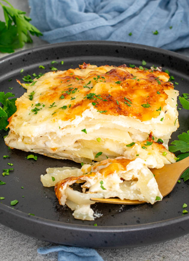 Cartofi Gratinati - Hai Sa Papam!